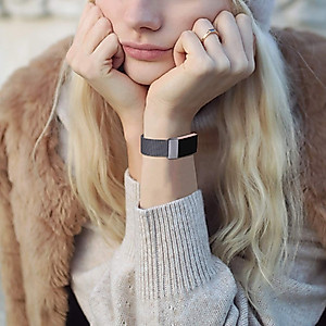 ZWGKKYGYH Compatible with Fitbit Charge 3 and Charge 4 Bands for Men Women, Stainless Steel Metal Mesh Band Magnetic Strap Replacement for Charge 4/Charge 4SE/Charge 3/Charge 3SE, Large Space Gray