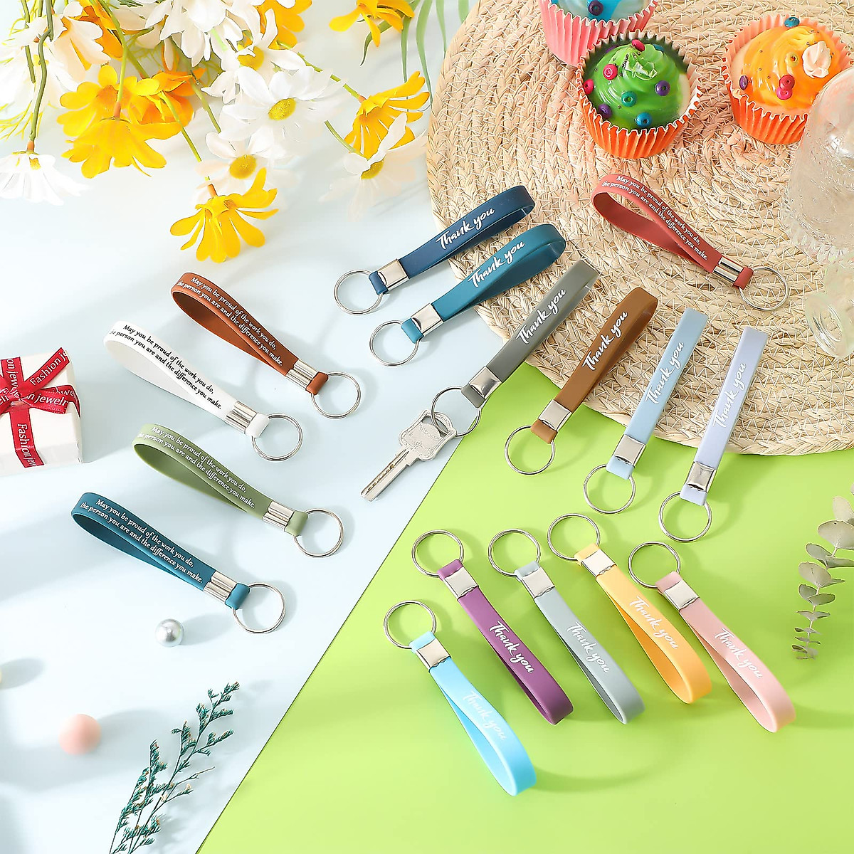 50 Pcs Thank You Gift Keychain Appreciation Keyring Holiday Gift Baskets Silicone Key Chain Worker Appreciation Gift for Volunteer Employee Teacher Secretary Valentine's Day Women (Classic Color)