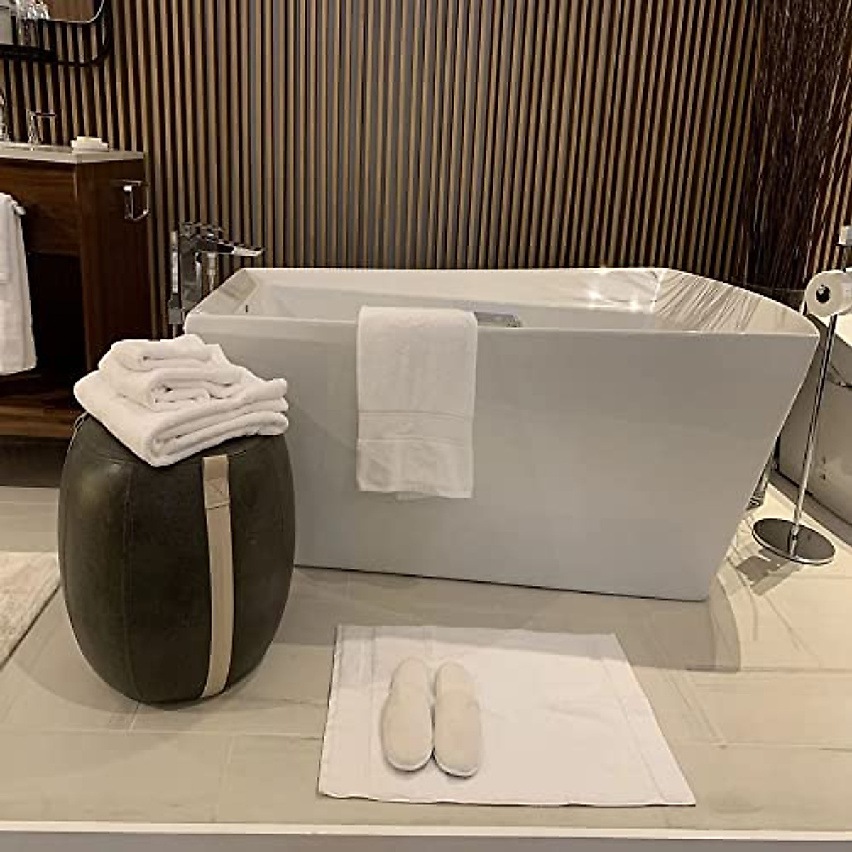 Down Etc Bath Sheet Towel Sahara 100% Cotton Dual Core Absorbent Fast-Drying Towel for Bath and Shower, 33 x 70-Inches, White Bath Sheet