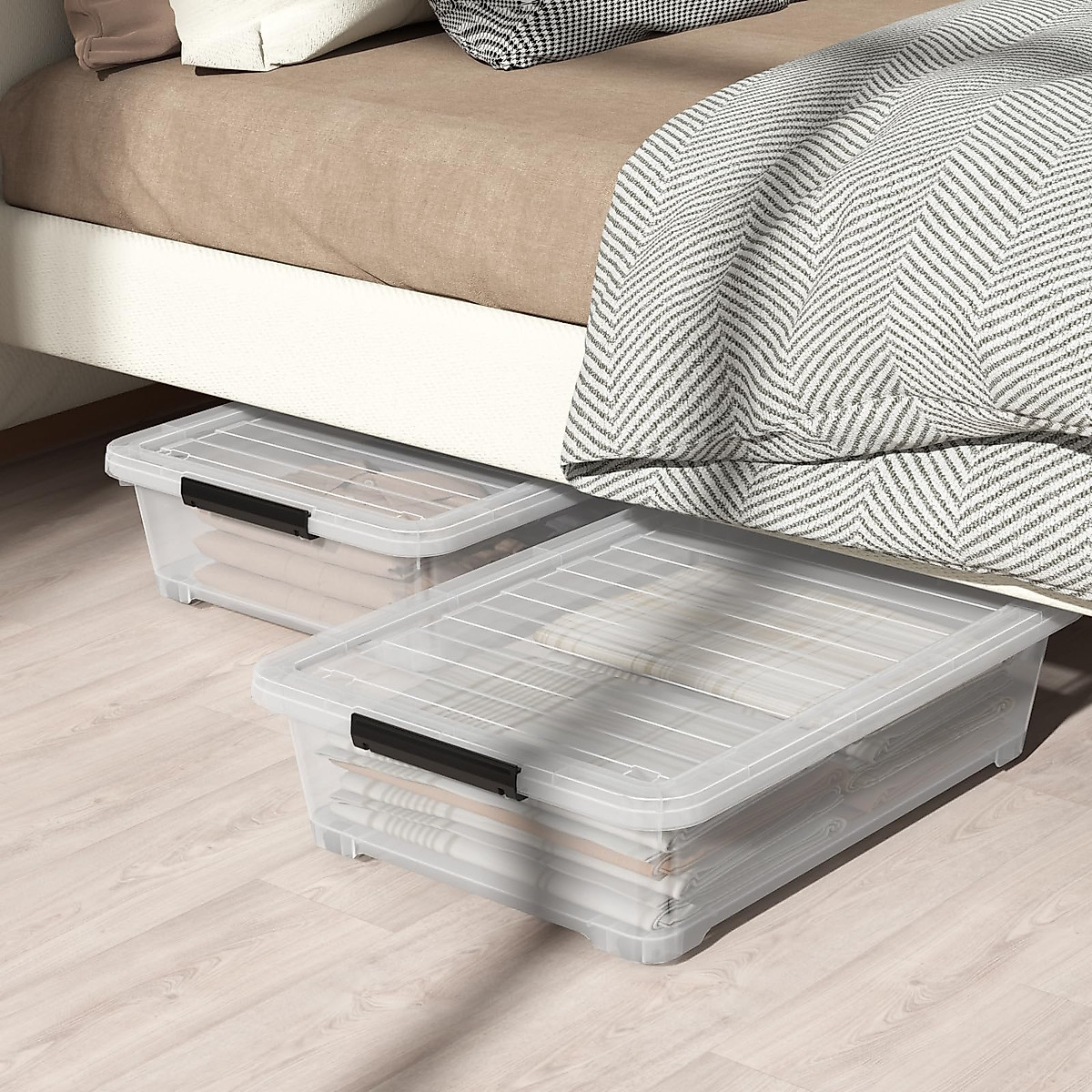 Afromy 3 Pack 20 Qt Wheeled Latching Storage Box, Stackable Underbed Bin with Latch Lid, Clear