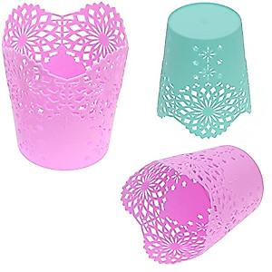 AOKIVIGOA 8pcs Set Pencil Holder Cup Lovely Cute Plastic Hollow Flower Pencil Pots for Office School and Home Pen Ruler Stationery Makeup Brush Storage Organizer with Sticky Notes (Multicoloured)