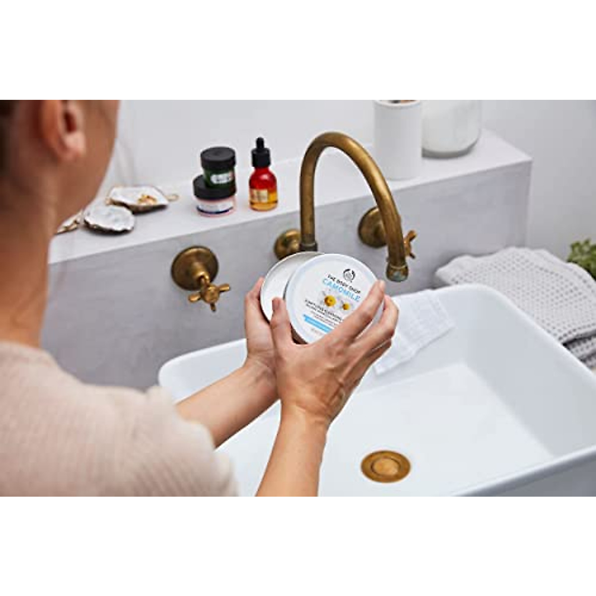 The Body Shop Camomile Sumptuous Cleansing Butter, 2.7 Oz