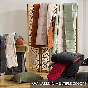 Homelike Moment Queen Comforter Set Grey, Comforters Queen Size Set, Soft Lightweight Down Alternative Bed Comforter Full Size Reversible All Season 3 Pieces Bedding Sets Grey/Light Gray