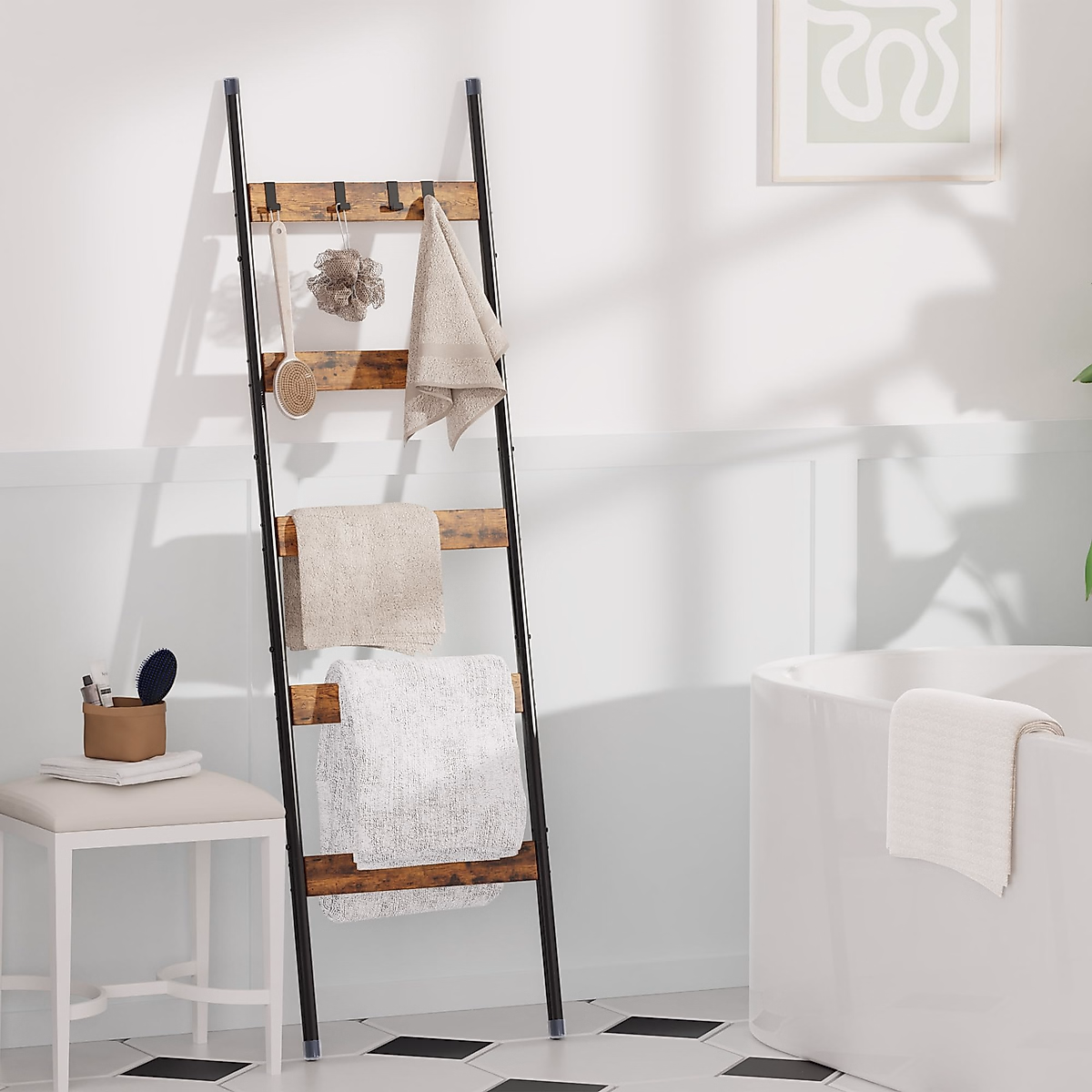 Vantimo Blanket Ladder, 5-Tier Towel Holder with 4 Removable Hooks, Farmhouse Wall Leaning Decorative Rack Shelf, Wooden Towel Display Rack, Quilt Ladder for Living Room, Bedroom