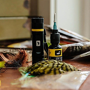 Loon Outdoors UV FLY TYING KIT (1/2 oz), 4 PCS