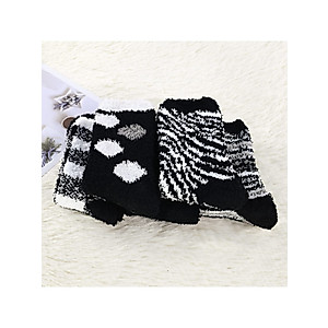 Cosy Encounter Womens Fuzzy Slipper Socks Winter Warm Anti Slip Socks Comfy Thick Thermal Socks Casual Home 5 Pairs White Black One Size, WDCEBS4072SXG5PSN