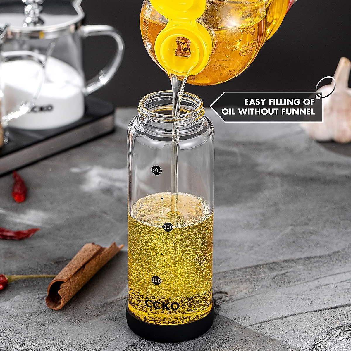 Glass Olive Oil Dispenser Bottle Shatterproof and Leakproof with Stainless Steel Spouts High Temperature Resistant 17oz Cooking Oil and Vinegar Cruet Dispenser