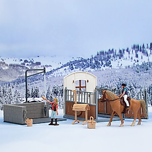 UANDME Horse Stable Playset Toys with Horse Wash Area Toy Figures for Boys and Girls Ages 5-12 Years Old, 13 Pieces Horse Stall Horse Barn Set with Tennessee Mare Horse