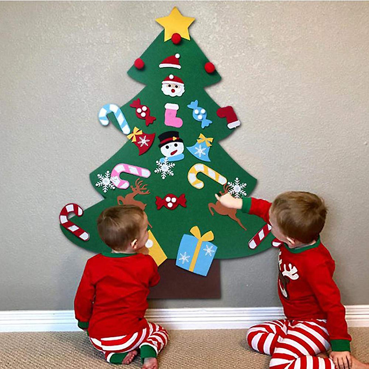 YEAHBEER Felt Christmas Tree for Kids,3.2FT DIY Christmas Tree with 30 Detachable Christmas Ornaments,Xmas Gifts, New Year Door Wall Hanging Decorations