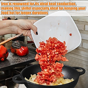 Jingmore 2 Sets Mini Cast Iron Skillet with Wooden Base Mini Cast Iron Sizzler Plates Skillet Mini Cast Iron Pan Round Fajita Plate Hot Steak Skillet Dish for Baking Cooking (6.1 Inch)