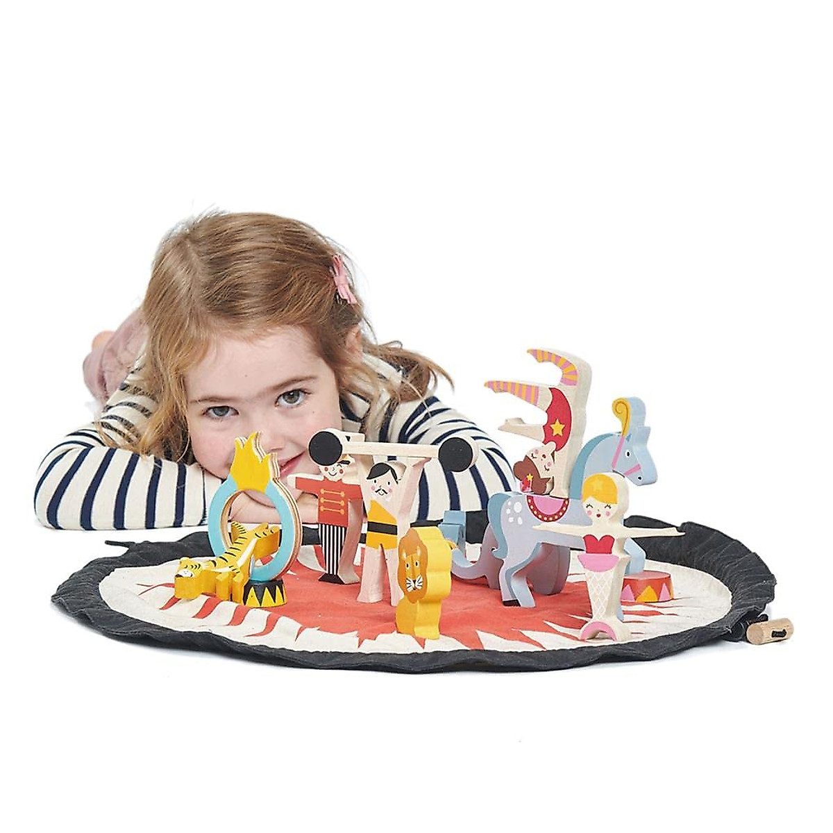 Tender Leaf Toys - Circus Stacker - 14 Pieces Wooden Stacking and Balancing Toy with Circus Troupe and Beautiful Circular Printed Bag - Early Learning and Fine Motor Skills for Children 3+
