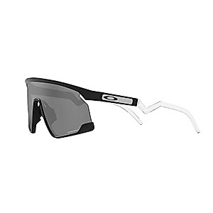 Oakley Unisex Sunglasses Matte Black Frame, Prizm Black Lenses, 39MM