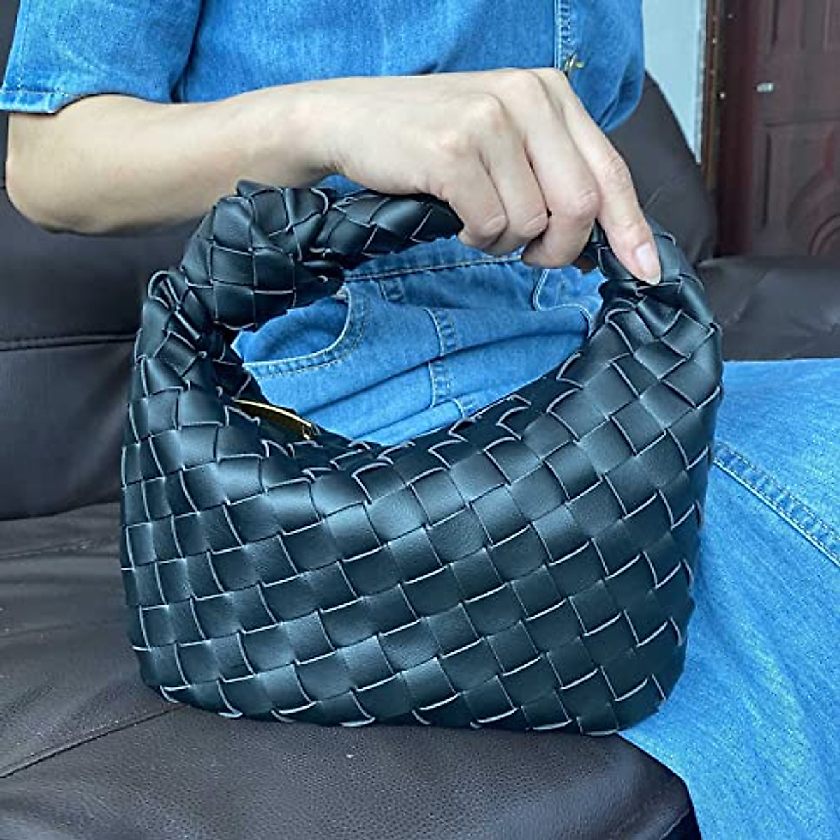 Qiayime Women Knoted Woven Handbag Fashion Ladies Soft PU Leather Handmade Hobo Shoulder Bag Purse Woven Clutch Dumpling Bag (black)