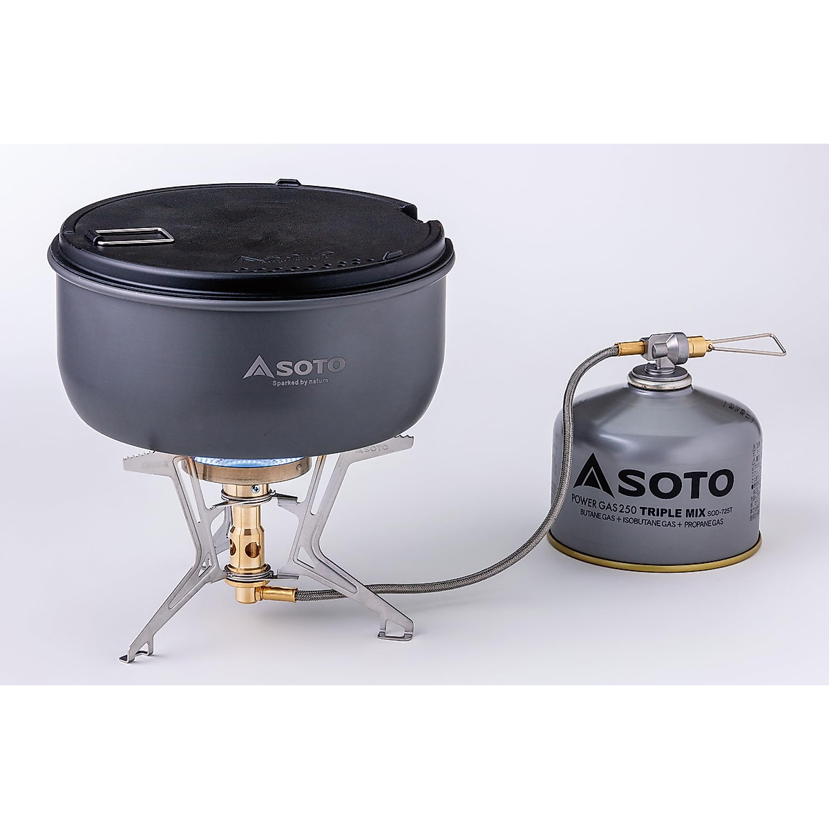 SOTO Fusion Trek Stove, Butane, Wind Resistant, Micro Regulator, 3 Legs, 3260 Energy Output, 16.9x5.5x3.9in, 6.4oz, Metal, Japan