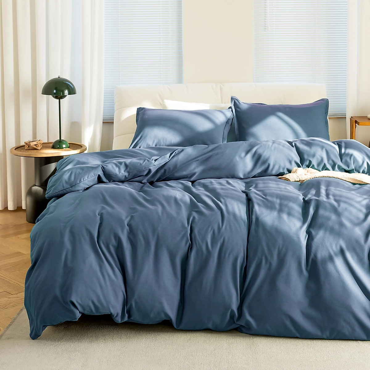 KINMEROOM Grayish Blue Queen Duvet Cover Set, 3 Pieces, 1 Soft Bedding Duvet Cover 90×90 Inches with Zipper Closure 8 Ties and 2 Pillow Shams for Queen Size Bed (Light Blue, Queen)