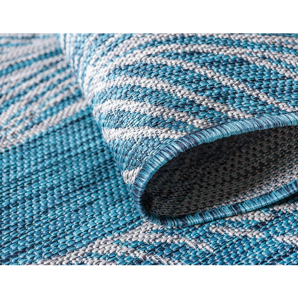 Unique Loom Outdoor Botanical Collection Area Rug - Leaf (4' 1" Round, Teal/ Ivory)