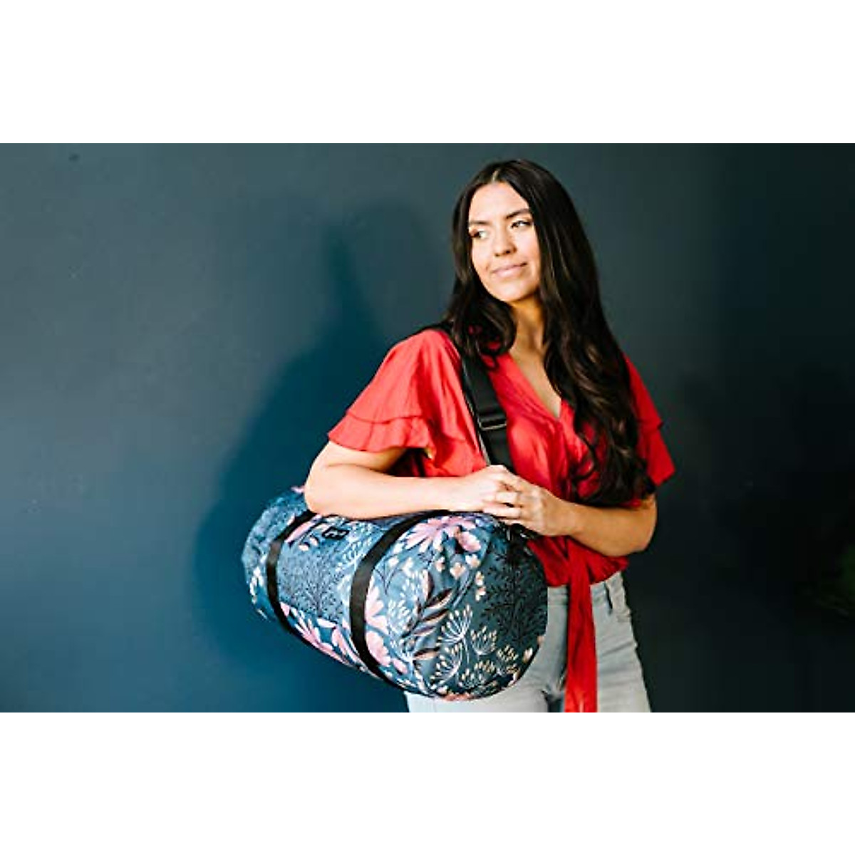 Jadyn 19” Barrel Womens Duffel/Gym/Weekender Bag (Navy Floral)