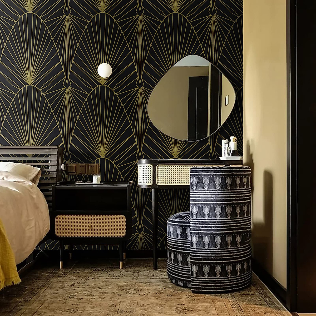 Yasinet Peel and Stick Wallpaper Black and Gold Wallpaper for Bathroom Removable Black Contact Paper Black Geometric Self Adhesive Wallpaper Decorative for Wall Cabinet 17.3”x118.7”