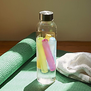 Kikkerland Colorful Reusable Plastic Ice Cubes, Washable Freezable Plastic Ice Cubes Sticks, Set of 8, Suitable for Drinks, Water Bottle, Whiskey & Wine