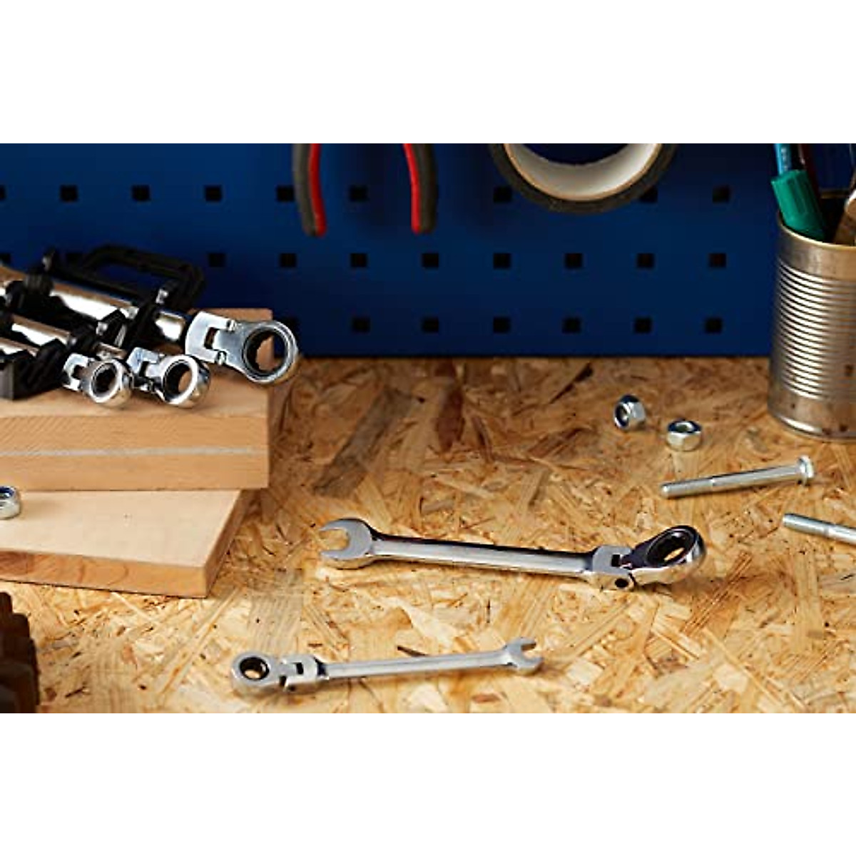 Amazon Basics Flexible Ratcheting Wrench Set - Metric, 5-Piece