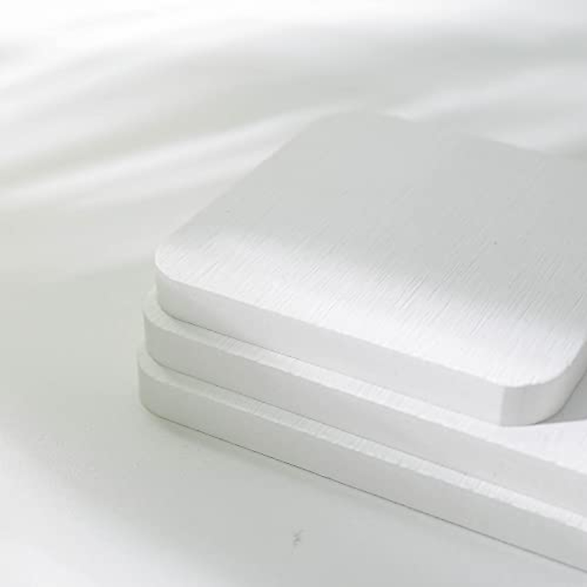 NiuYichee Set of 4 Water Absorbent Diatomite Coasters, Diatomaceous Earth Kitchen Soap Dish, Bathroom Trays, Water Absorbing Stone Used for Hand Soaps & Plants & Toiletries in The Modern Home