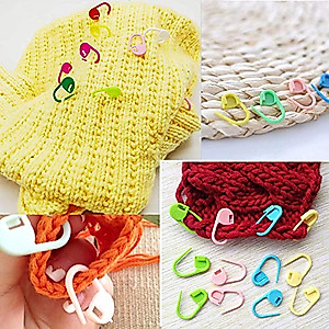 500 Pieces Colorful Knitting Markers Crochet Clips, Knitting Crochet Stitch Markers, Stitch Counter Needle Clips for Knitting DIY Craft Plastic Safety Pins