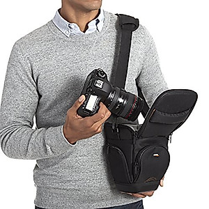 Amazon Basics Holster Camera Case for DSLR Cameras - 6.9 x 6.3 x 9 Inches, Solid, Black