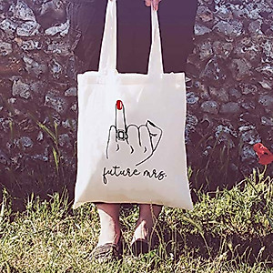 Future Mrs – Shoulder Bag Shopping Bag Tote Bag Gift – Engagement Gifts for Women - Bride to Be - Newly Engaged - Bridal Shower Gift for Bride - Bachelorette Party Gifts for Her