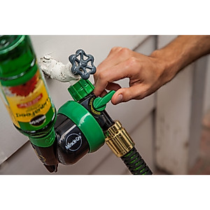 Miracle-Gro LiquaFeed Universal Feeder and Miracle-Gro LiquaFeed All Purpose Plant Food (Value Pack)