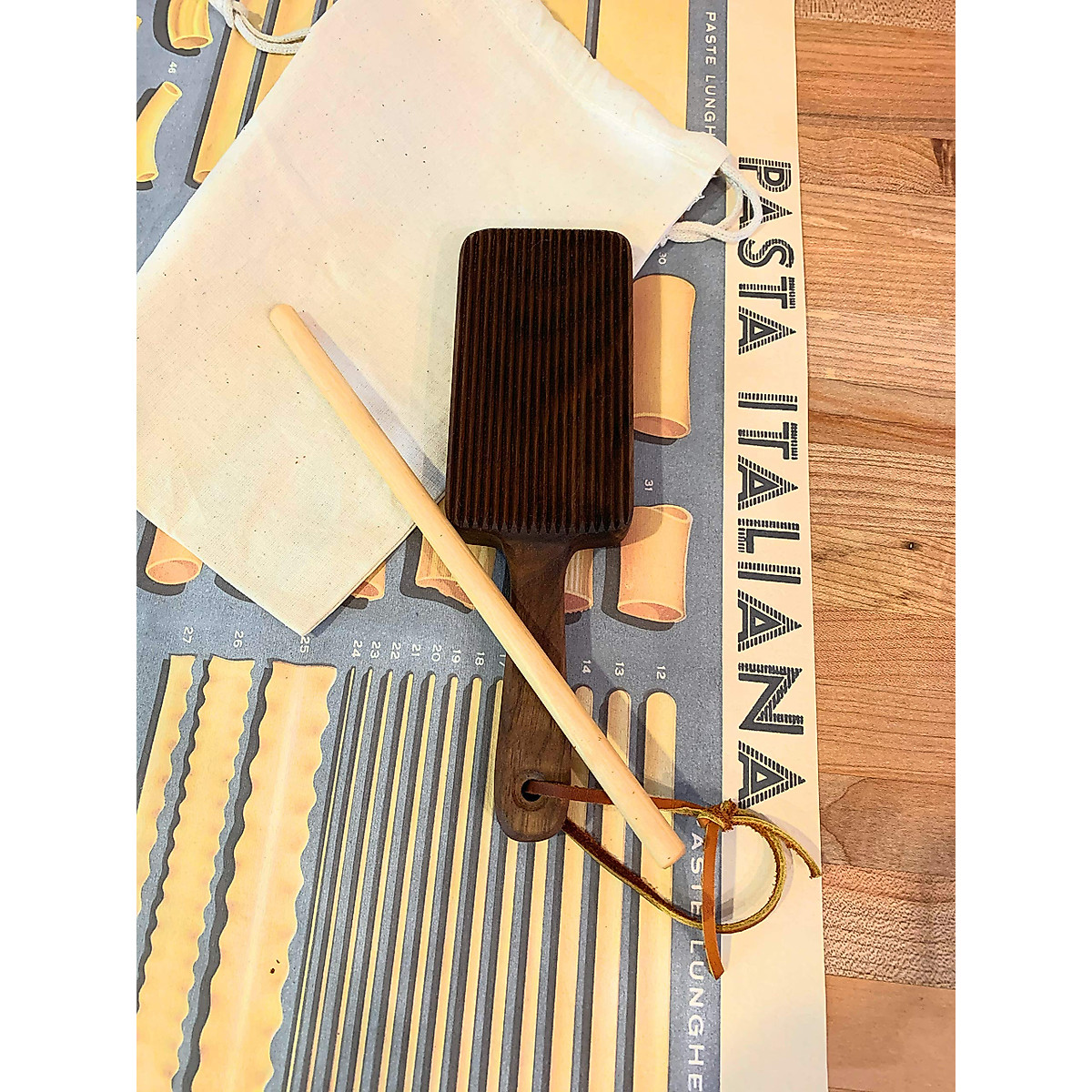 Gnocchi pasta board, garganelli pin, walnut