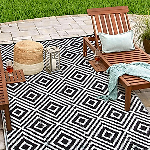 Outdoor Plastic Straw Rug, 5x7 Outdoor Rug,RV Rug,Reversible mats, Large Floor Mat and Rug for RV, Patio, Backyard, Deck, Picnic, Beach, Trailer, Camping