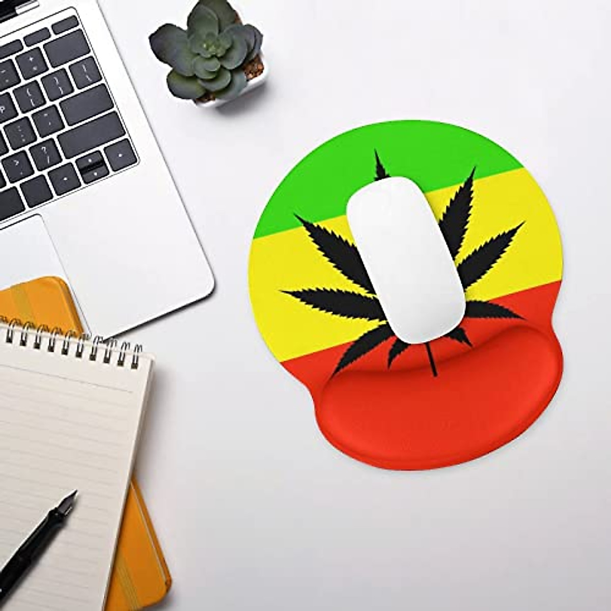 SEPTYK Rasta Flag Marijuana Leaf Pattern Ergonomic Mouse Pad with Wrist Support Rest Gel Non-Slip Rubber Base Mousepad for Computer Laptop Home Office Gaming Pain Relief