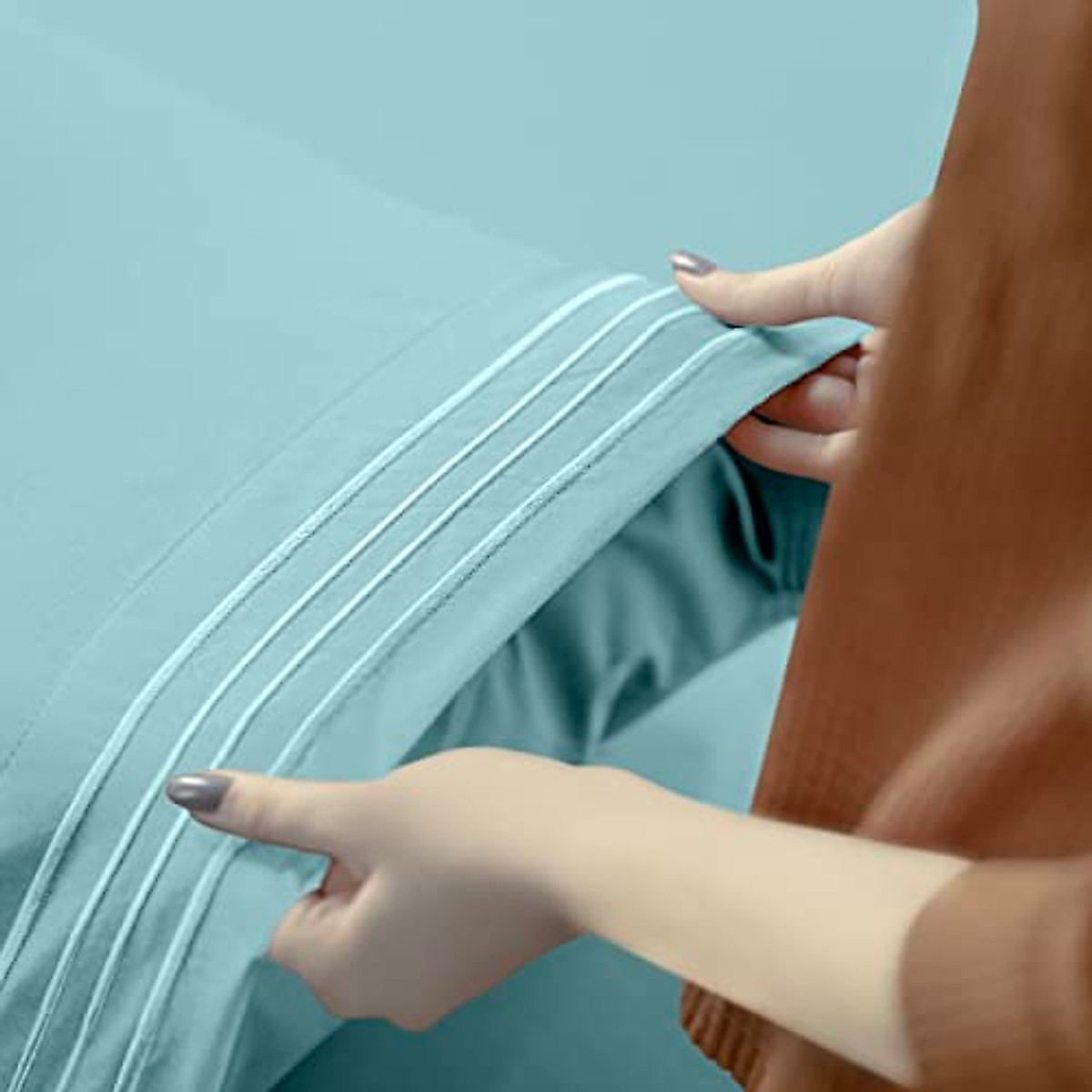 Utopia Bedding Full Sheet Set – Soft Microfiber 4 Piece Luxury Bed Sheets with Deep Pockets - Embroidered Pillow Cases - Side Storage Pocket Fitted Sheet - Flat Sheet (Spa Blue)