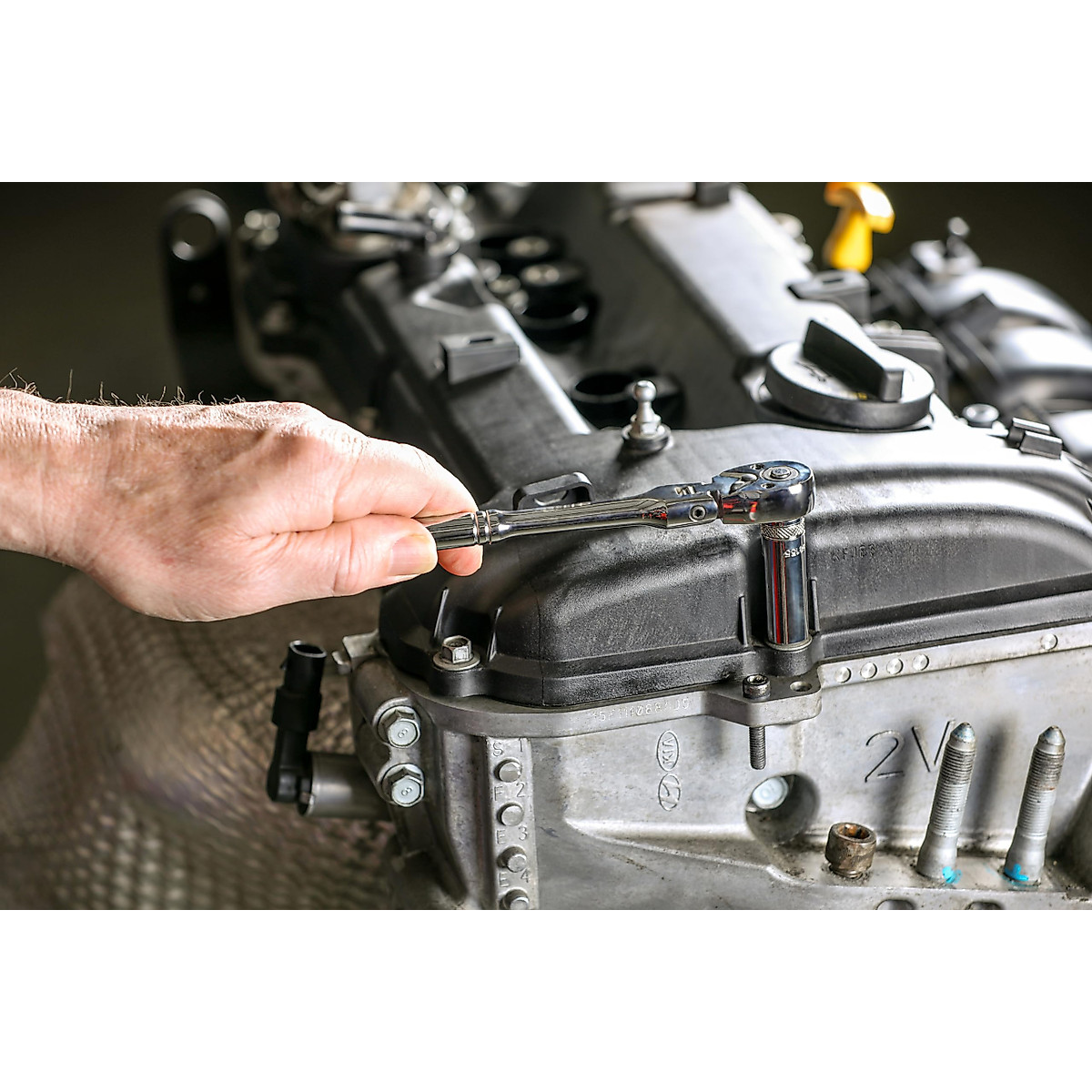 ARES 42026 - Flex Head Ratchet - 3/8-inch Drive 72-Tooth Ratchet - Premium Chrome Vanadium Steel Construction & Chrome Plated Finish - 72-Tooth Quick Release Reversible Design with 5 Degree Swing