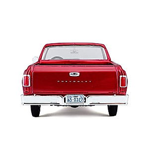 Maisto 1:25 1965 Chevy El Camino Diecast Vehicle (Colors May Vary)