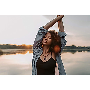 POTESSA Crystal Necklace Healing Amethyst Crystals Necklace Leather Cord Choker Chakra Gemstone Jewelry