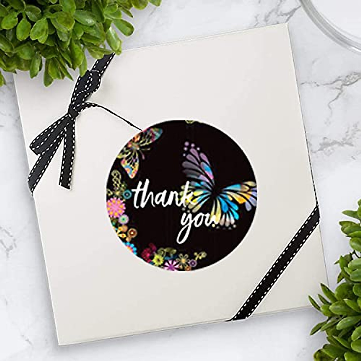 Thank You Sticker Rolls, Business Stickers, Bubble envelopes and Gift Bag Packaging Labels, 500 Sheets per roll, 1.5 inches in Diameter, 4 Different Patterns (500 Sheets/4 Styles)