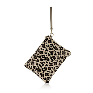 Itzy Ritzy Diaper Changing Clutch – Includes Easy-to-Clean Vegan Leather, On-the-Go Portable Diaper Changing Pad, Detachable Wrist Strap, 1 Exterior Pocket & 2 Interior Pockets (Leopard)