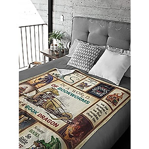 Be A Book Dragon Sherpa Blanket - in A World of Bookworms Dragon Blanket - Soft Warm Reading Sherpa Throw Blanket for Sofa Bedroom Couch - Birthday Christmas Book Bedding Gifts - Book Lovers Blanket
