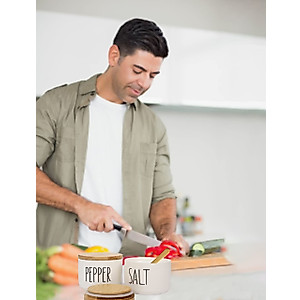 VICUKIE Farmhouse Salt And Pepper Bowls,Stacked Ceramic Salt Cellar With Bamboo Lid, Salt Container With Lid And Spoon, Modern Farmhouse Kitchen Decor, Salt Box, Spice Box (WHITE AND WHITE)