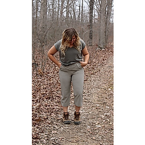 RBX Women's Lightweight Quick Dry Relaxed Cropped Woven Pant Capri Smoke Sage S