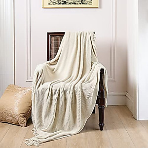 lifein White Throw Blanket for Couch - Soft Knitted Farmhouse Chenille Boho Throw,Cozy Knit Small Lightweight Blanket&Throws with Tassels for Home Decor,Bed,Chair,Sofa,Spring(Cream/White,50 * 60in)