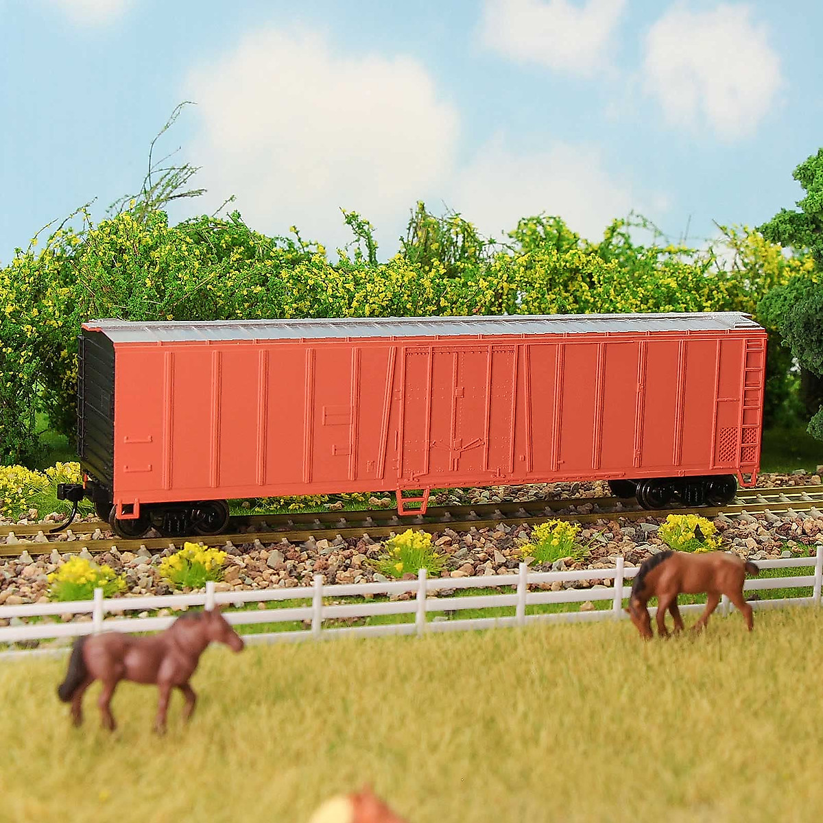 Evemodel C8750 3PCs HO Scale 1:87 50' Steel Reefer 50ft Boxcar Model Railway Wagon (3 Colors)