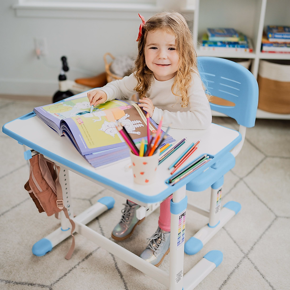 Mount-It! Kids Desk and Chair Set, Height Adjustable Sturdy, Girl Desk, Kids Art Desk, Kids Study Desk and Chair Set for Boys, Home School, Drafting Desk, Ergonomic Childrens Storage Drawer Blue