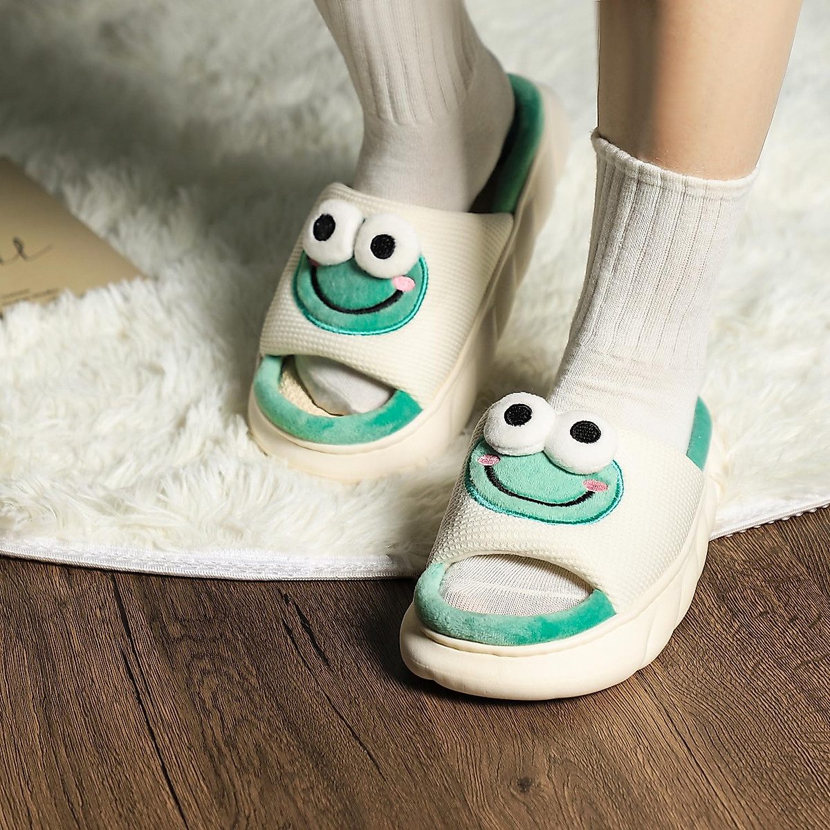 Gaolinci Cartoon Animal Shape Slippers, Womens Four Seasons Home Linen Slippers (Frog-US 8-9)