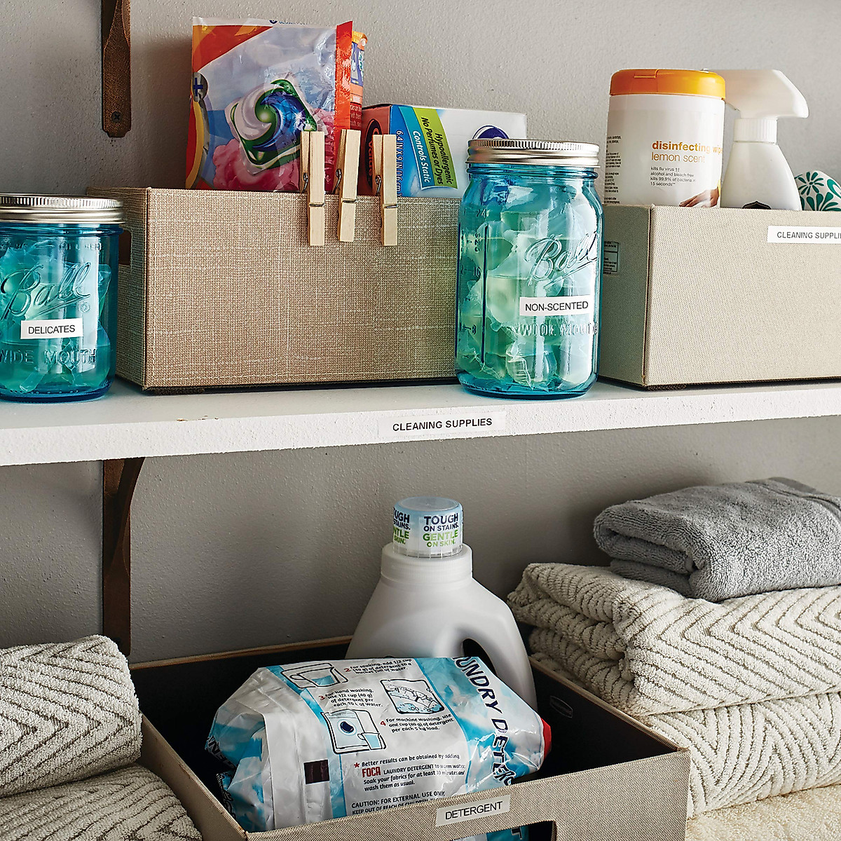 DYMO LetraTag LT-100T Plus Compact, Portable Label Maker with QWERTY Keyboard (1733013),Silver/Blue