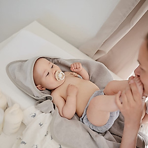 mushie Extra Soft Muslin Fitted Changing Pad Cover (White)