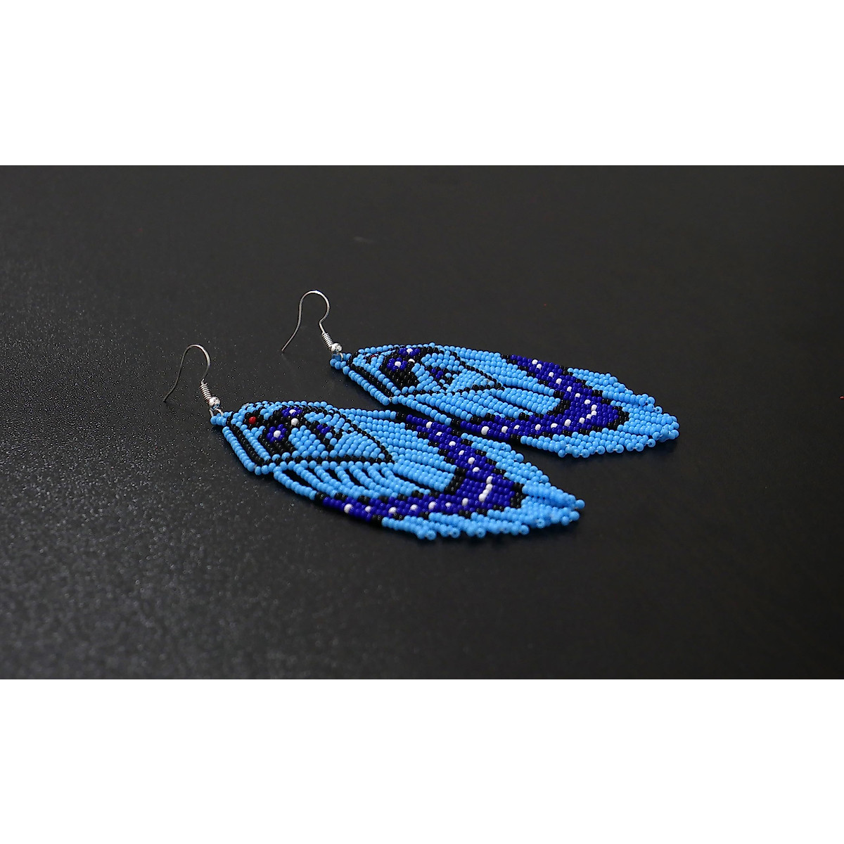Buybeaded Handmade beaded native american style glass seed bead earrings Pendientes de cuentas nativas al estilo mexicano de artesanos gifts for women (Thunder bird skuyblue)