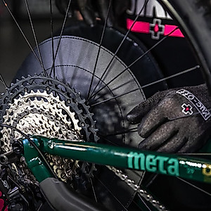 Muc-Off Disc Brake Covers, Camo - Washable Brake Shield for Bicycle Disc Brakes - Pair of Bike Brake Covers for MTB/Road/Gravel Bikes