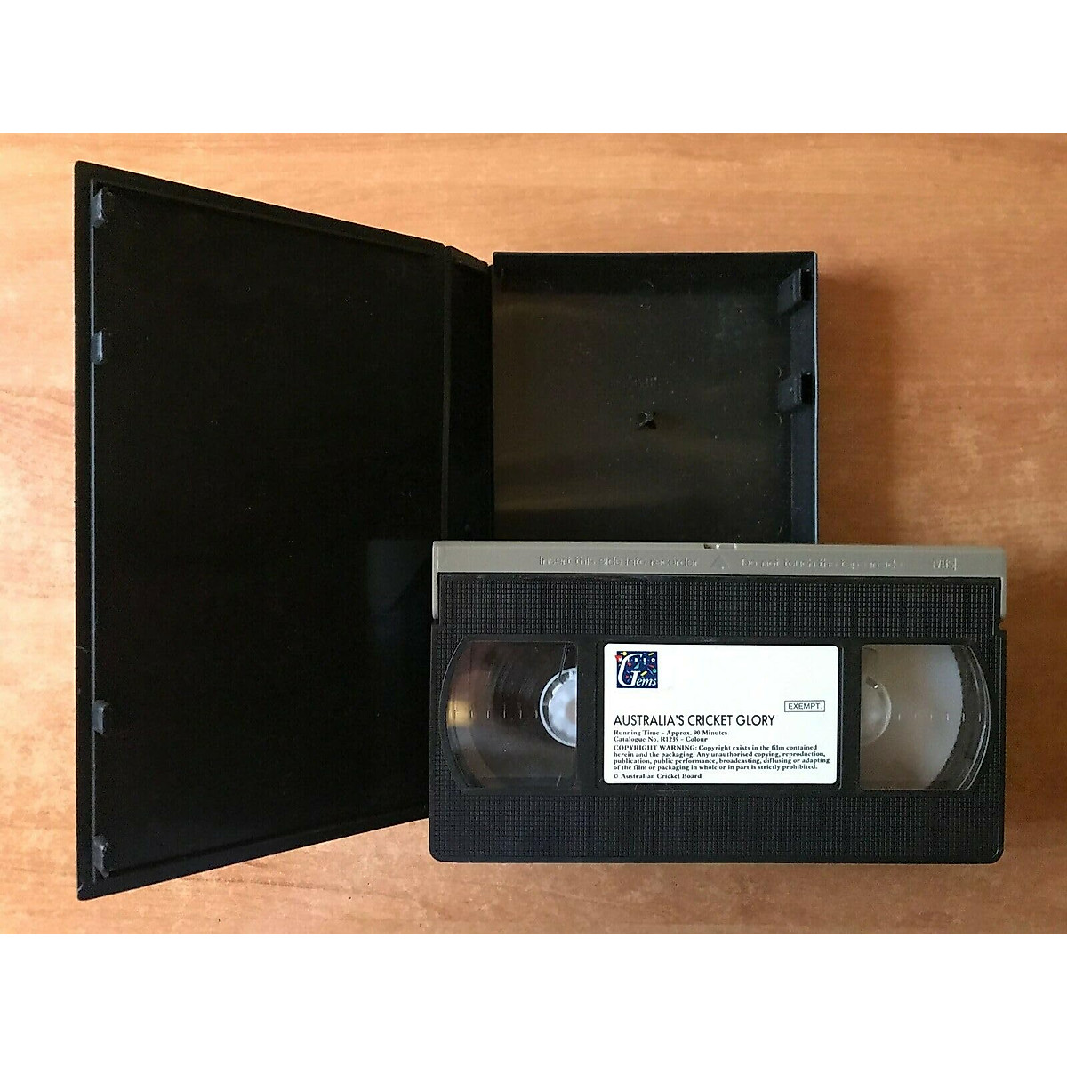 Batman And Robin: Superhero Film - Large Box - Ex-Rental - G.Clooney - Pal VHS